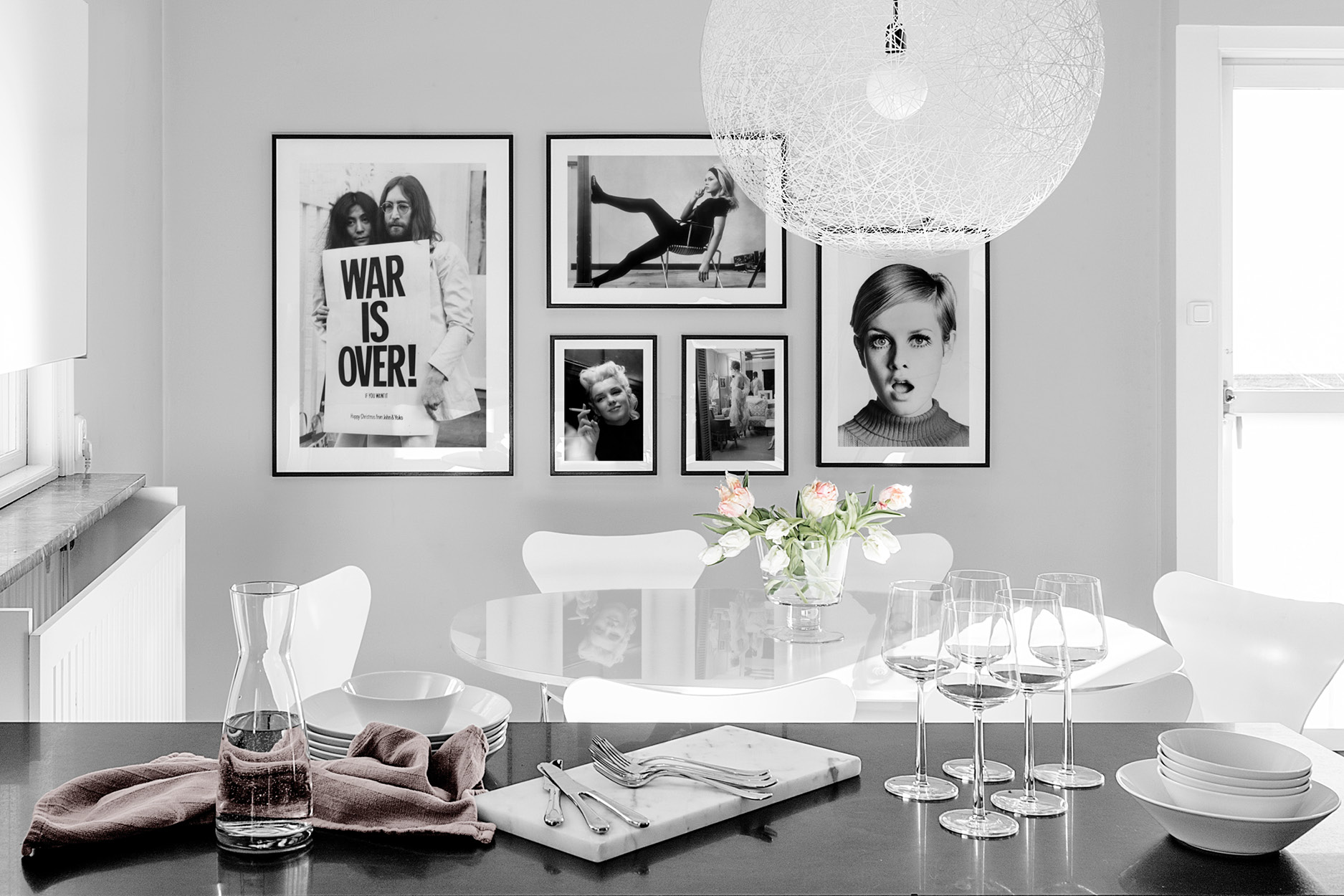 Magazine: Iconic photos & classic images